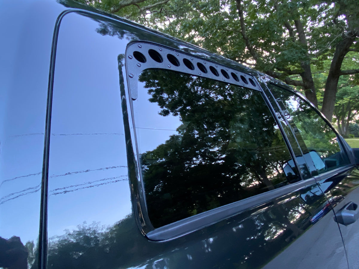 4th Gen Ram Rear Window Vents (Crew Cab) – Visual Autowerks