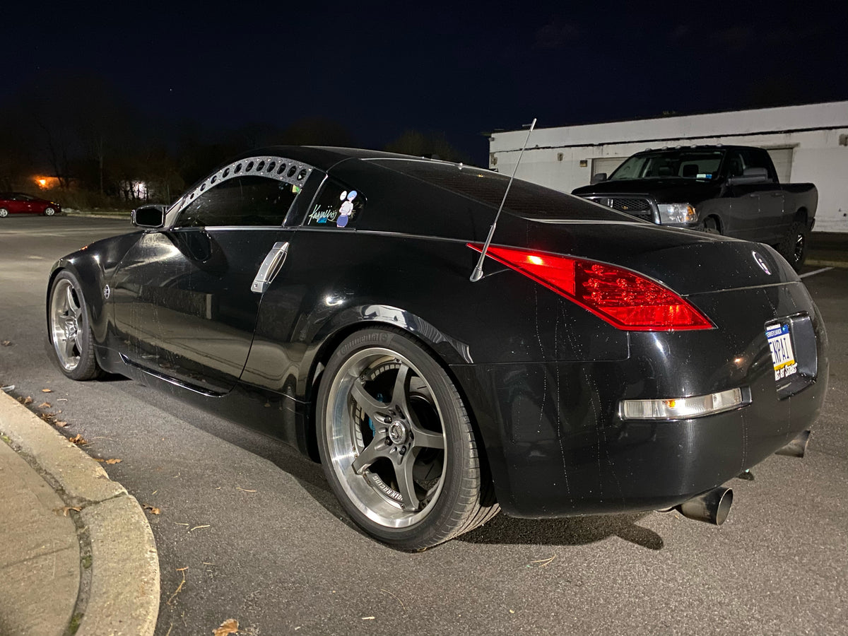 Nissan 350Z window vents – Visual Autowerks